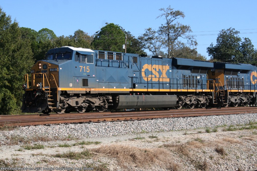 CSX 715